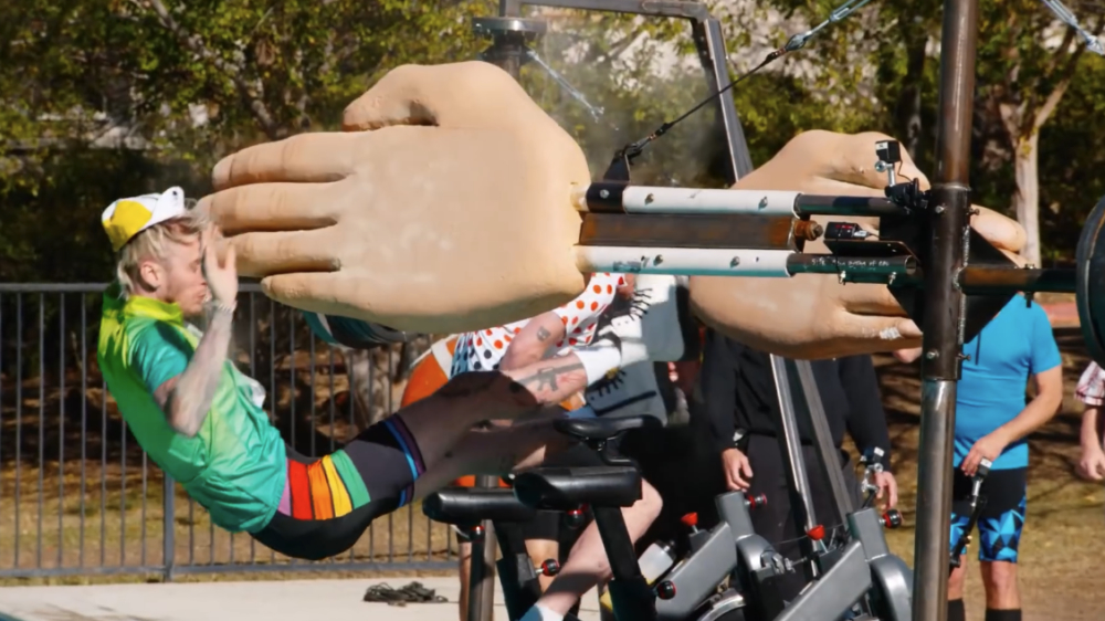 Nu te zien: de officiële trailer van Jackass 4, de laatste Jackass film ...